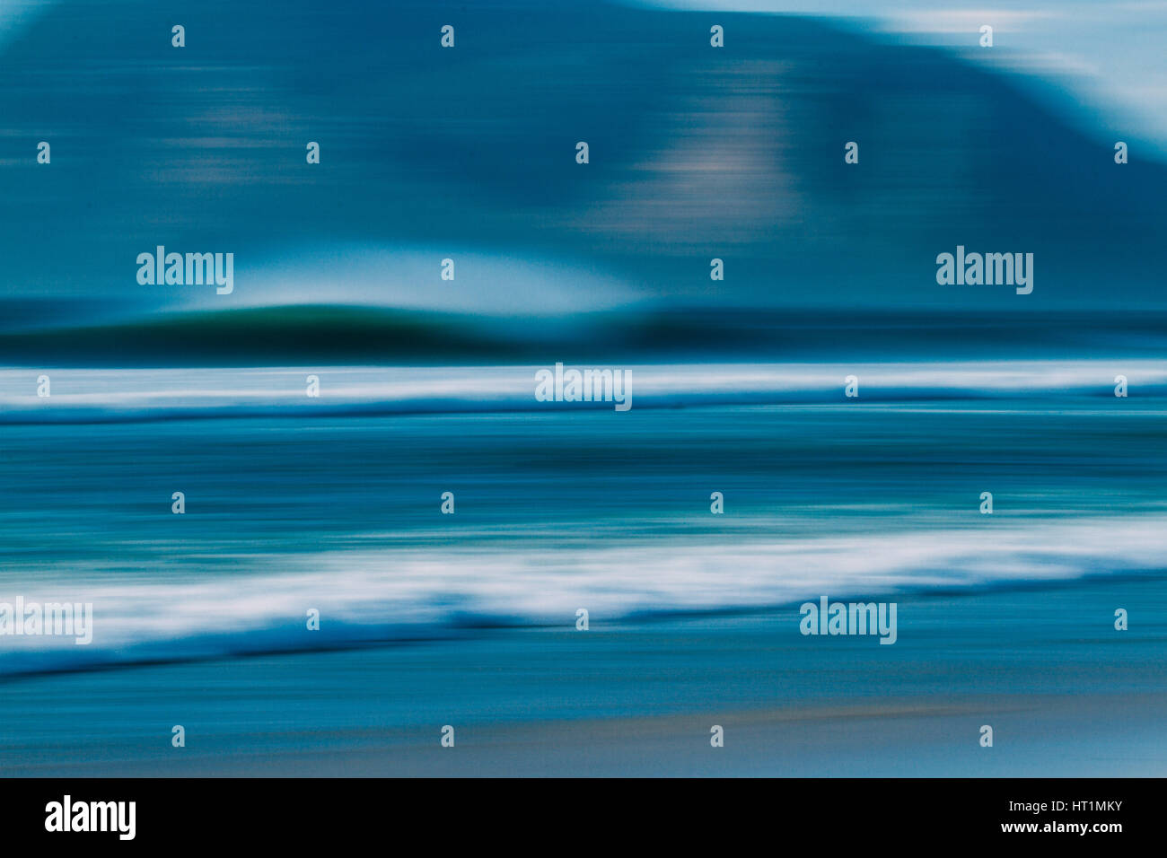 Slow Shutter Wave Stock Photo - Alamy