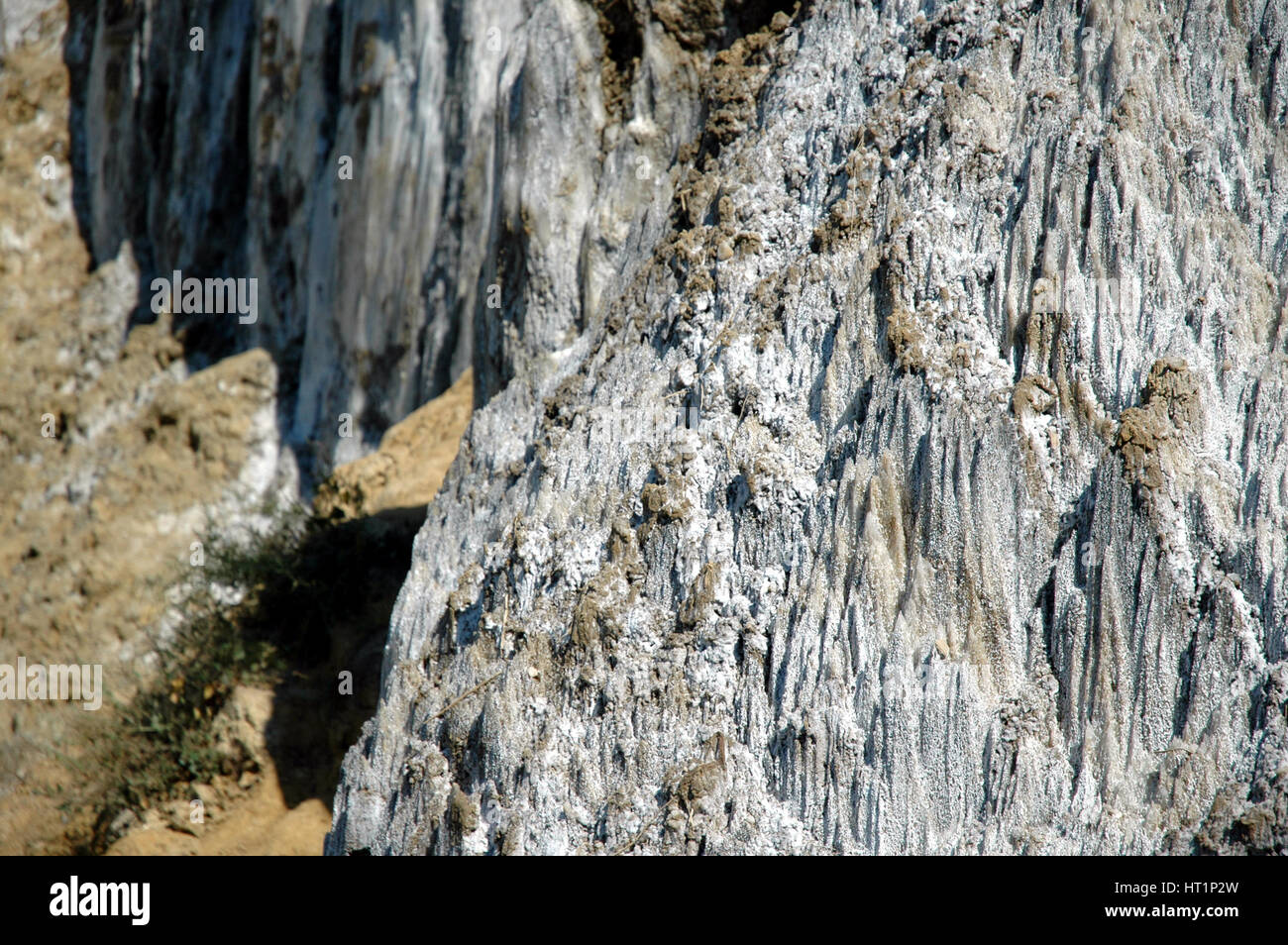 Salt deposit, a sedimentary geological strata Stock Photo - Alamy