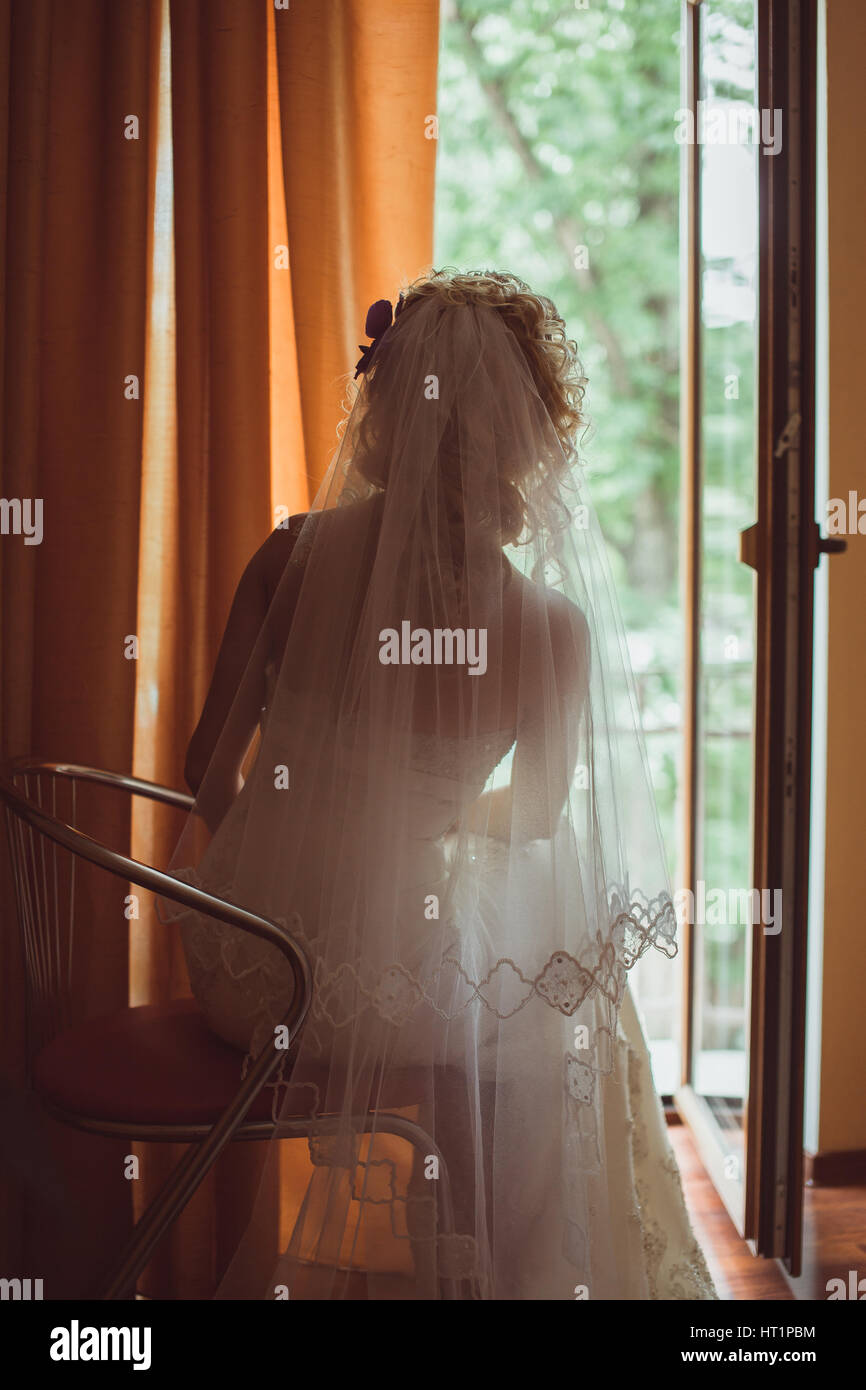 Bridal model hi-res stock photography and images - Alamy