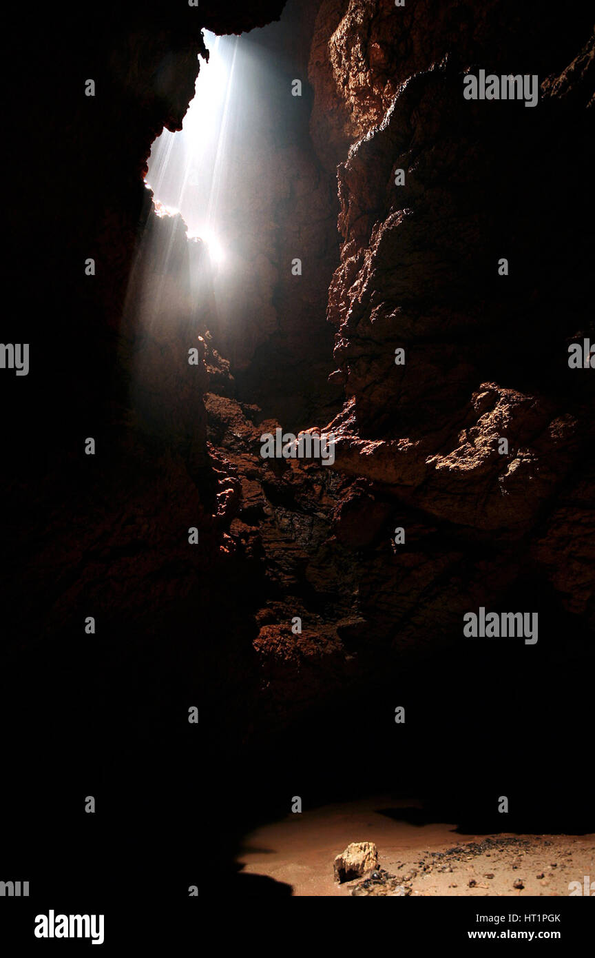 Indoor caving hi-res stock photography and images - Alamy