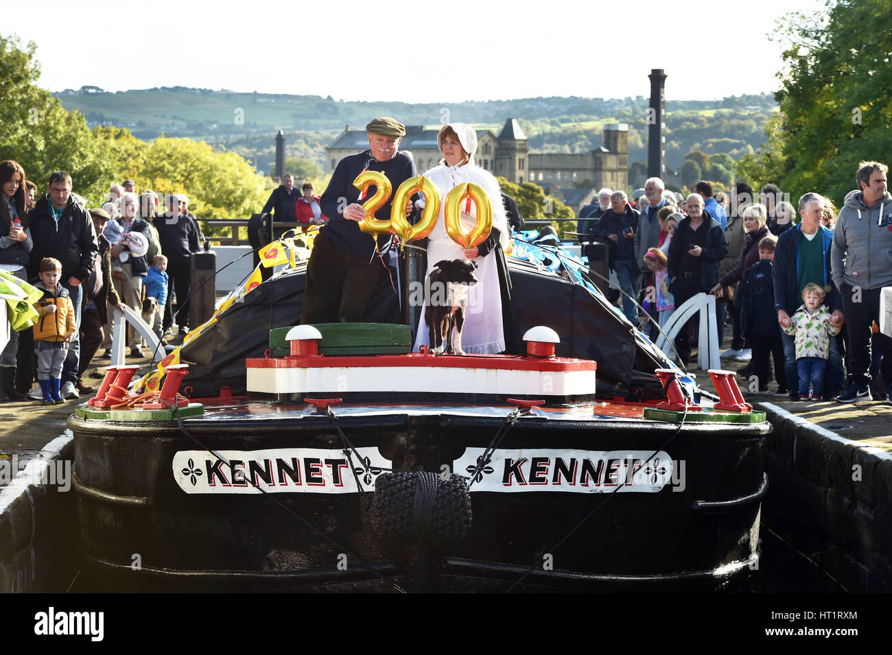 Old bingley hi-res stock photography and images - Alamy