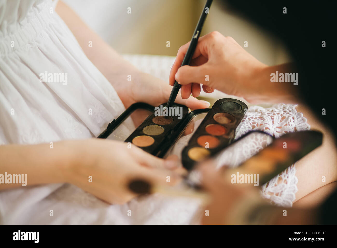 bride getting ready make up Stock Photo - Alamy