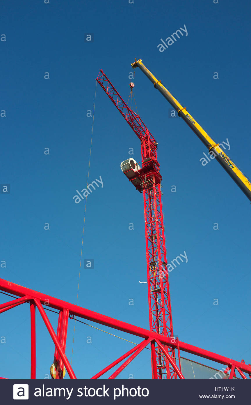 Crane Erecting Crane High Resolution Stock Photography and Images - Alamy