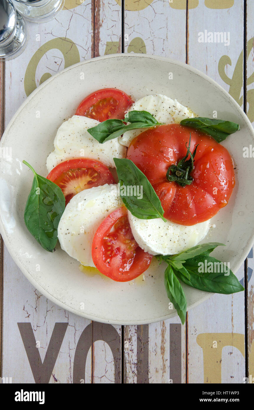 Caprese salad made tomatoes hi-res stock photography and images - Alamy