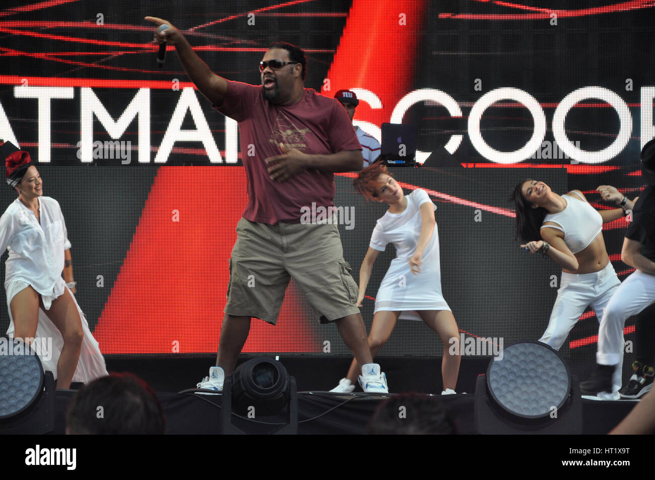 Fatman scoop hi-res stock photography and images - Alamy