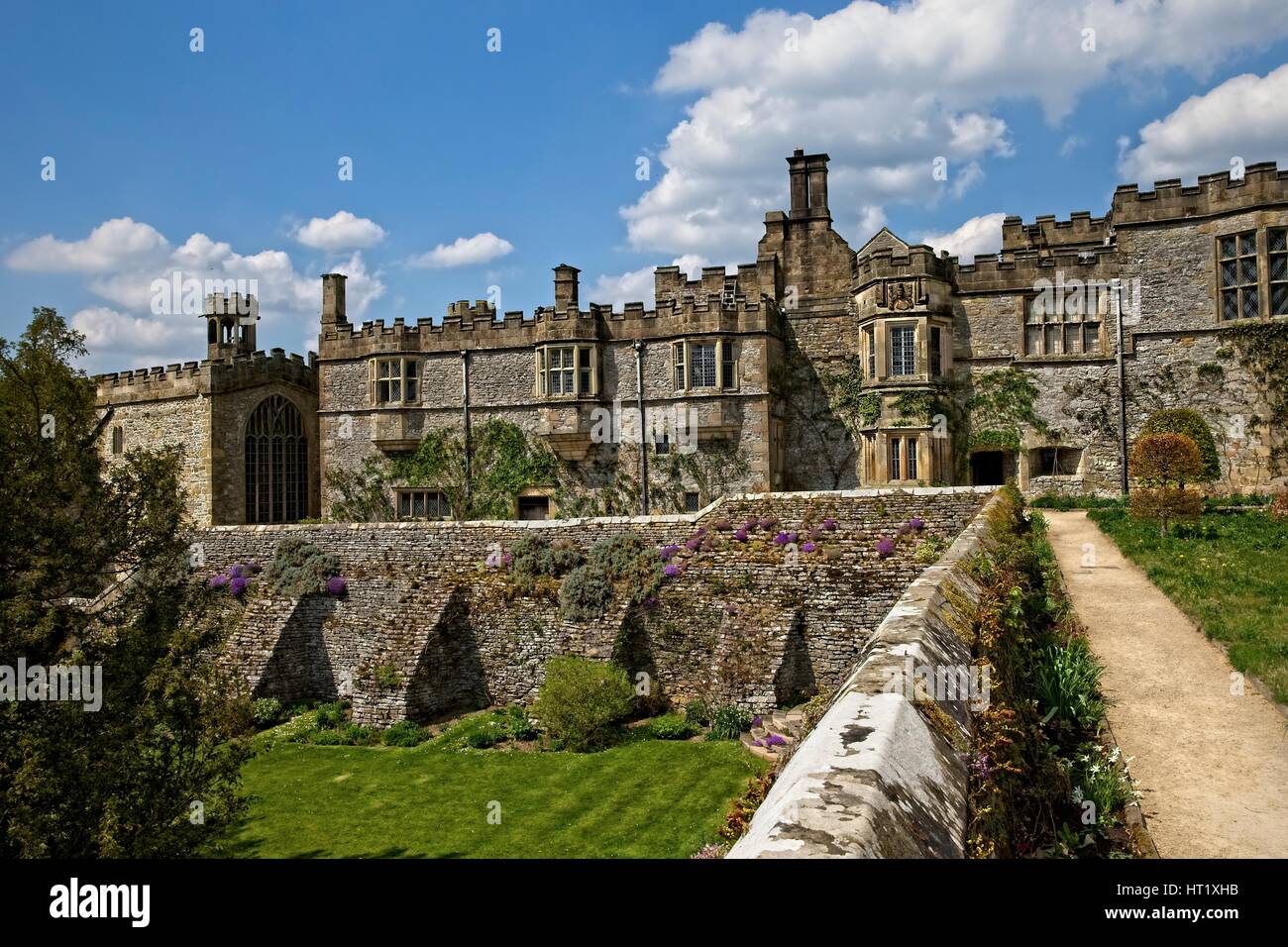 Haddon hall hi-res stock photography and images - Alamy