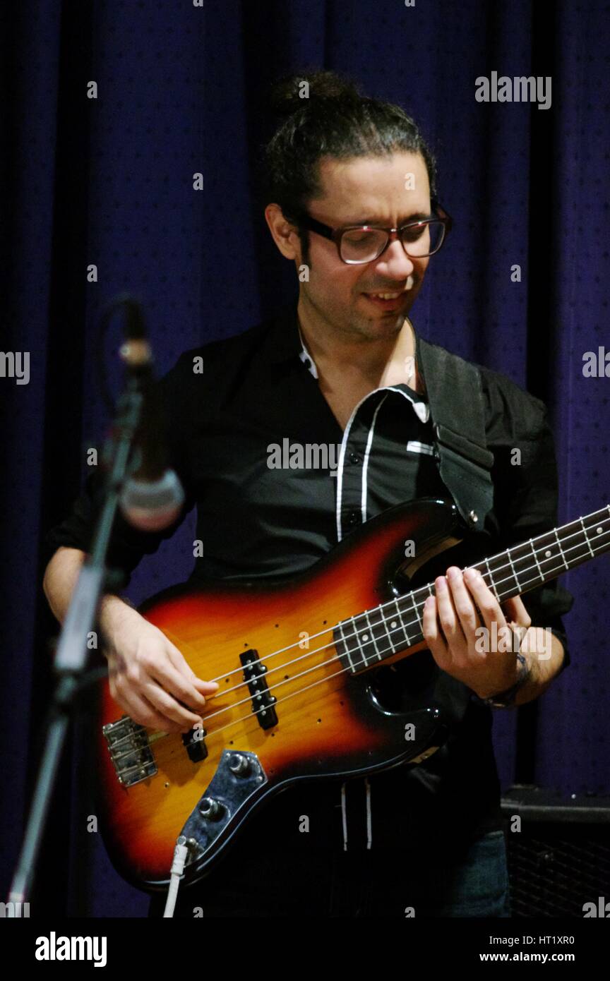 Ricardo Rodriguez, Watermill Jazz Club, Dorking, Surrey, Jan 2016 ...