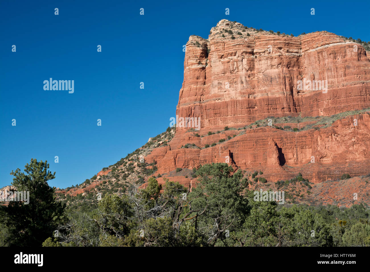 Red Rocks of Courthouse Butte in Sedona, Arizona Stock Photo - Alamy