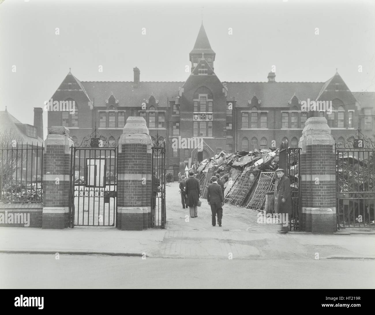 Ww2 London Bomb Damage Stock Photos & Ww2 London Bomb Damage Stock ...