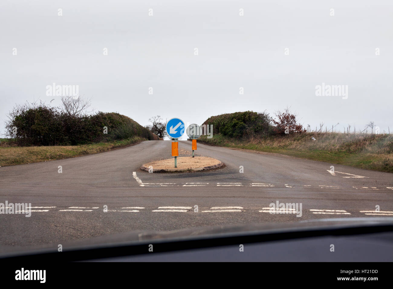 Rural cross hi-res stock photography and images - Alamy