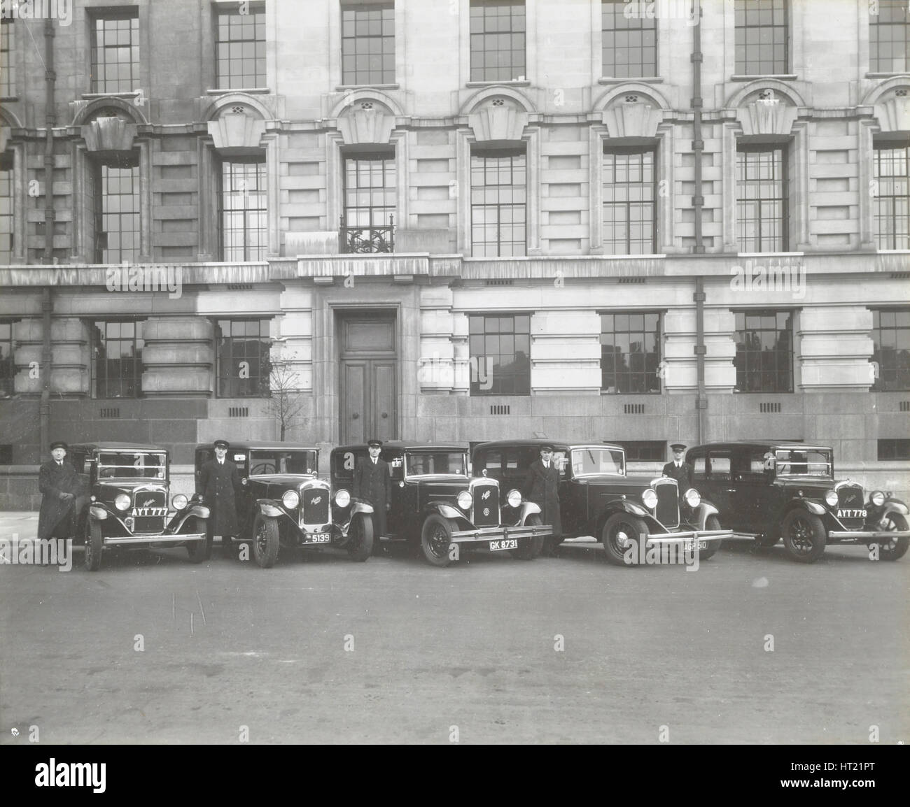 London buildings 1935 hi-res stock photography and images - Alamy