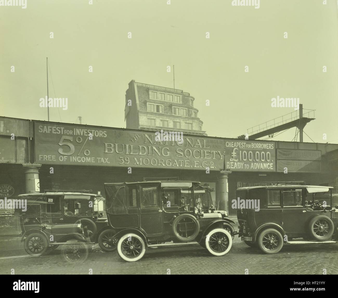 Hoarding art railway hi-res stock photography and images - Alamy