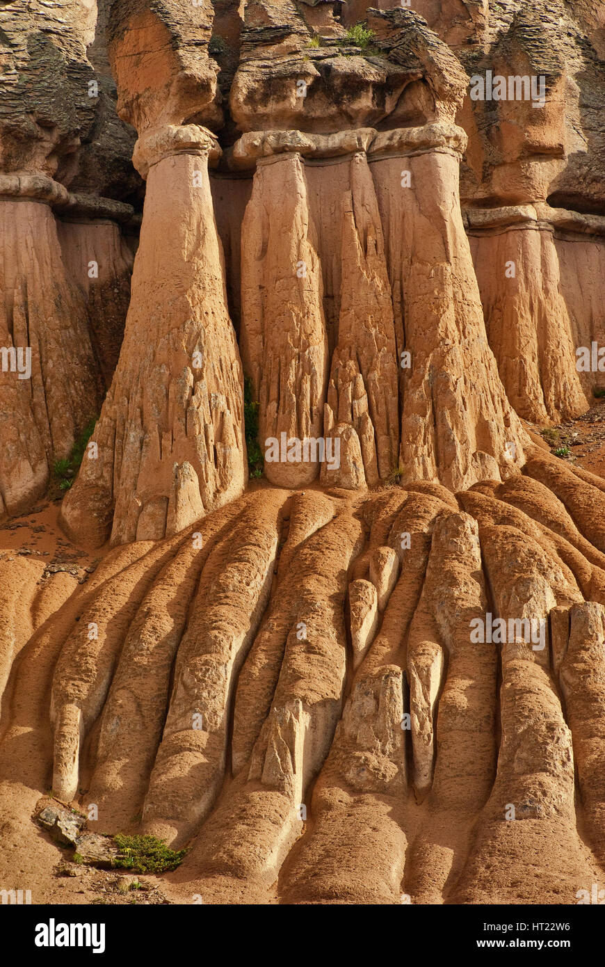 Fluted columns topped with breccias, volcanic tuff hoodoos at Wheeler ...