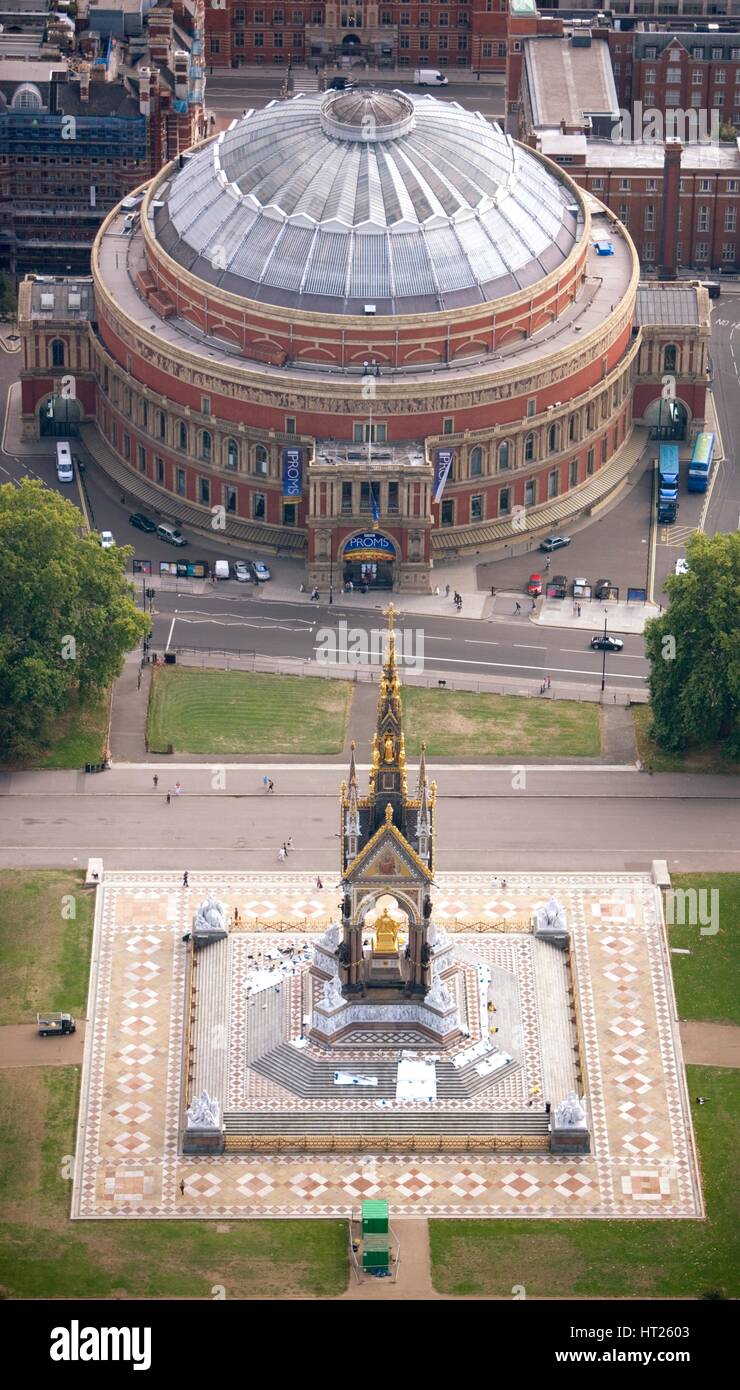 The Royal Albert Hall and the Albert Memorial, Kensington, London, 2006 ...