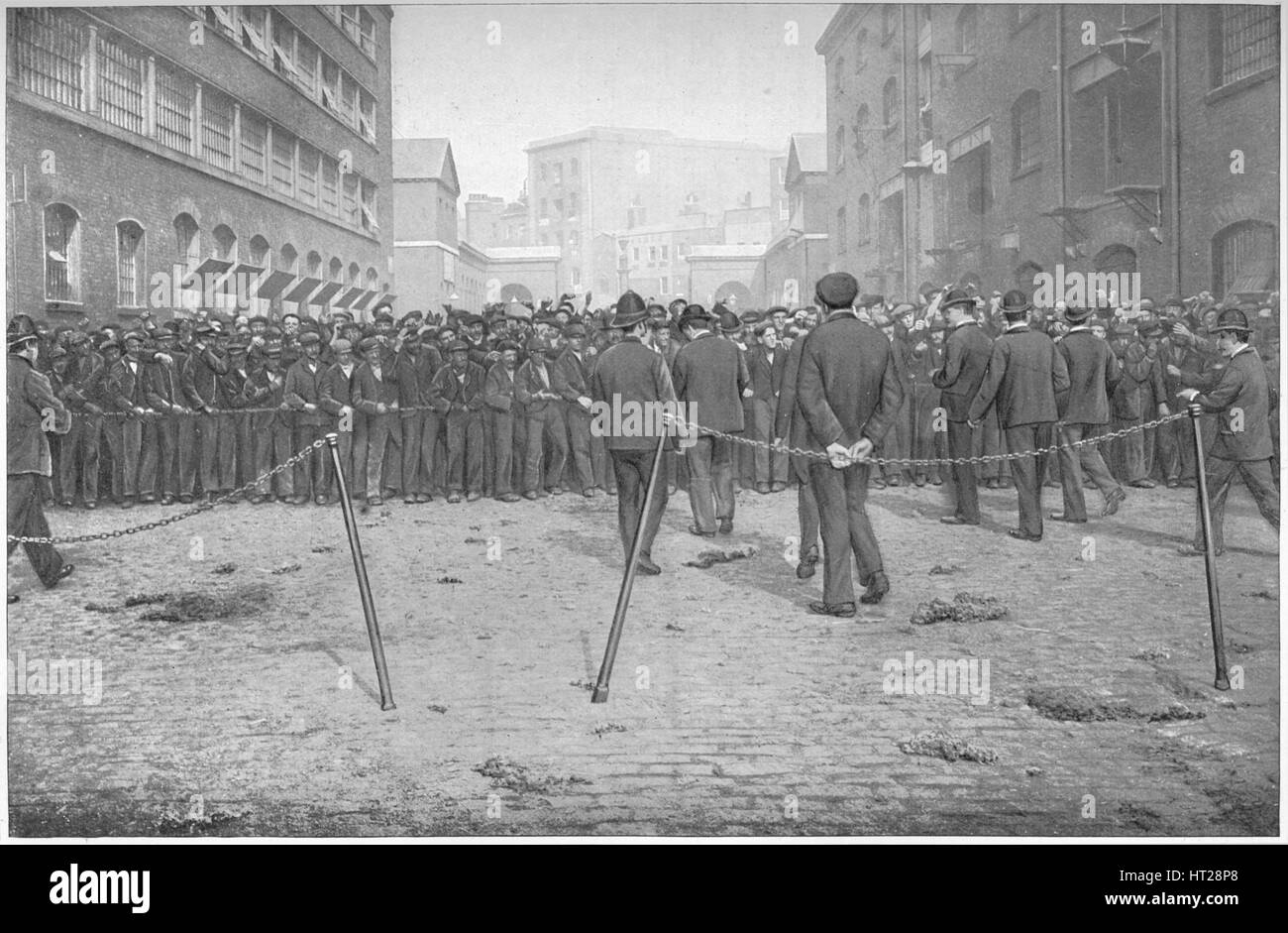 Victorian dock workers hi-res stock photography and images - Alamy