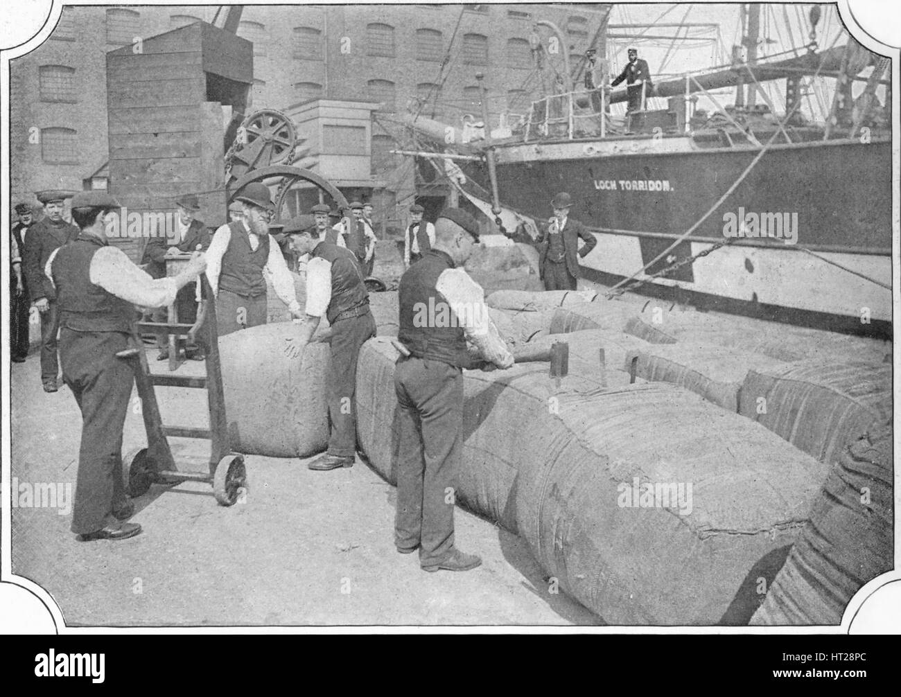 Victorian dock workers hi-res stock photography and images - Alamy