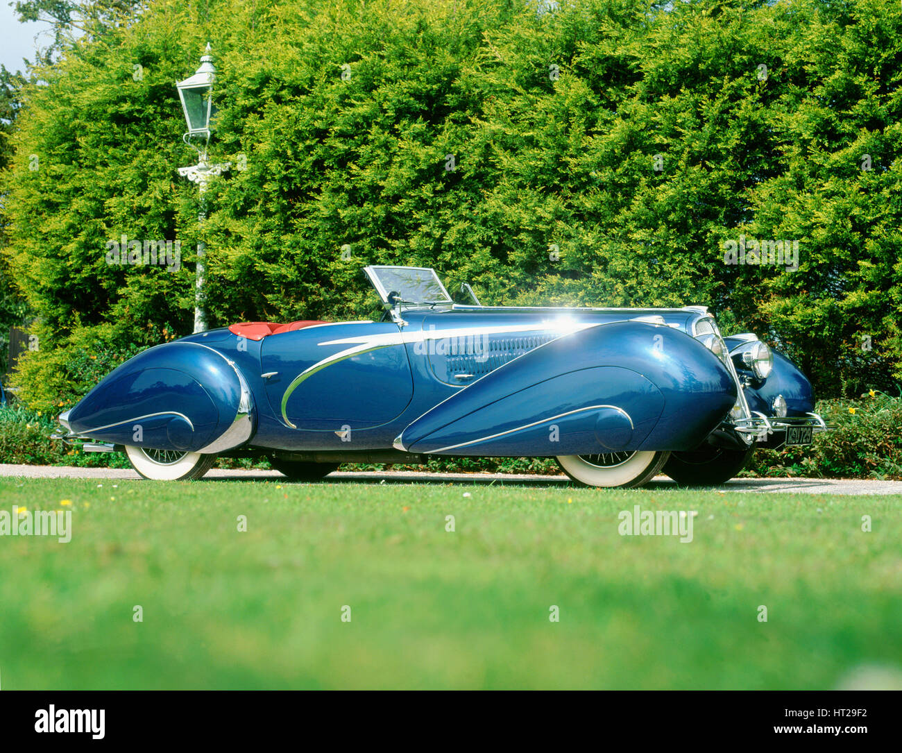 Figoni hi-res stock photography and images - Alamy