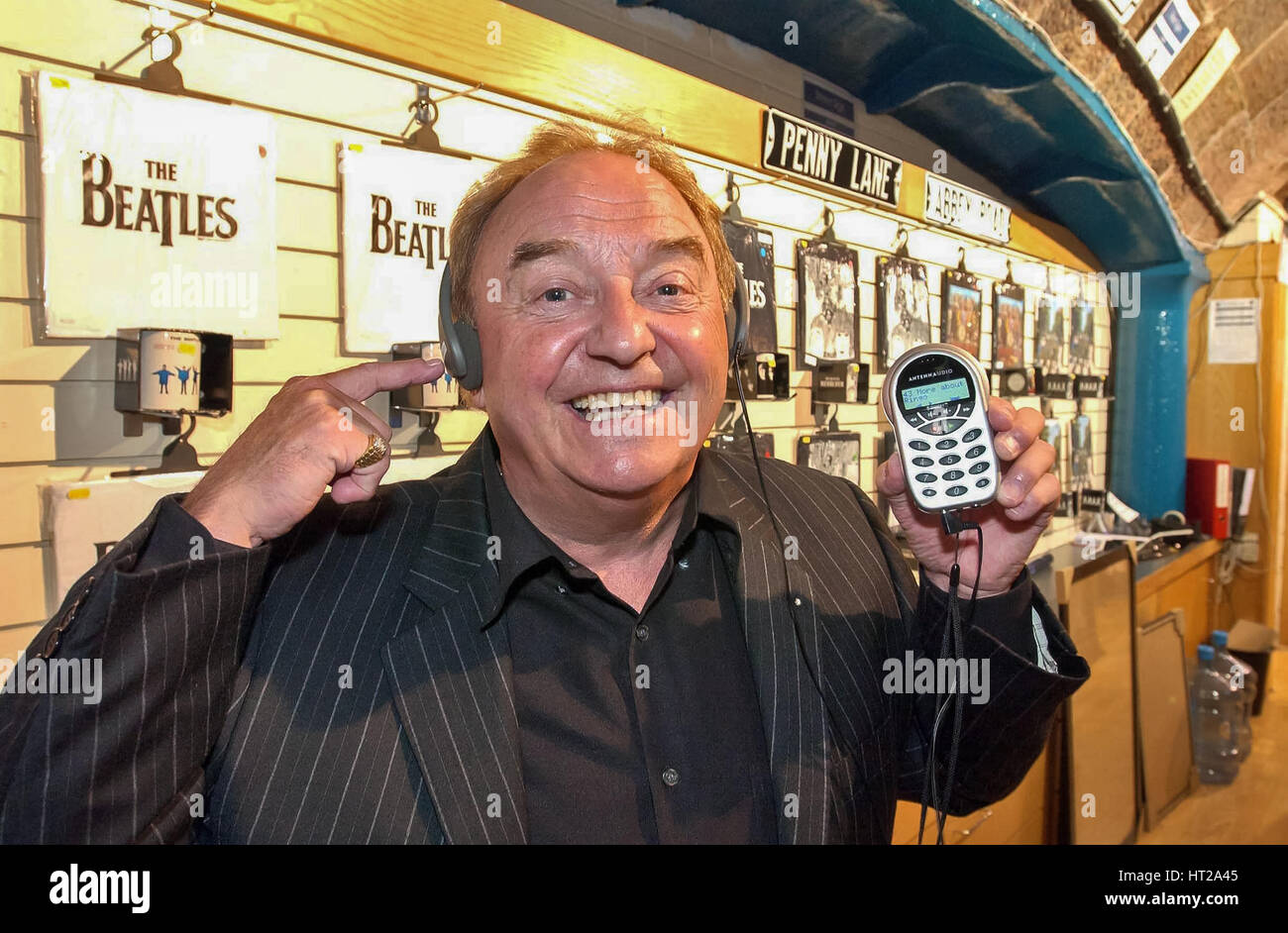 Gerry Marsden, at the Beatles Experience museum awards to celebrate 15 ...