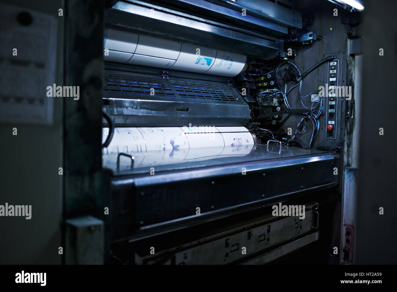 Decline Of Newspapers High Resolution Stock Photography and Images - Alamy