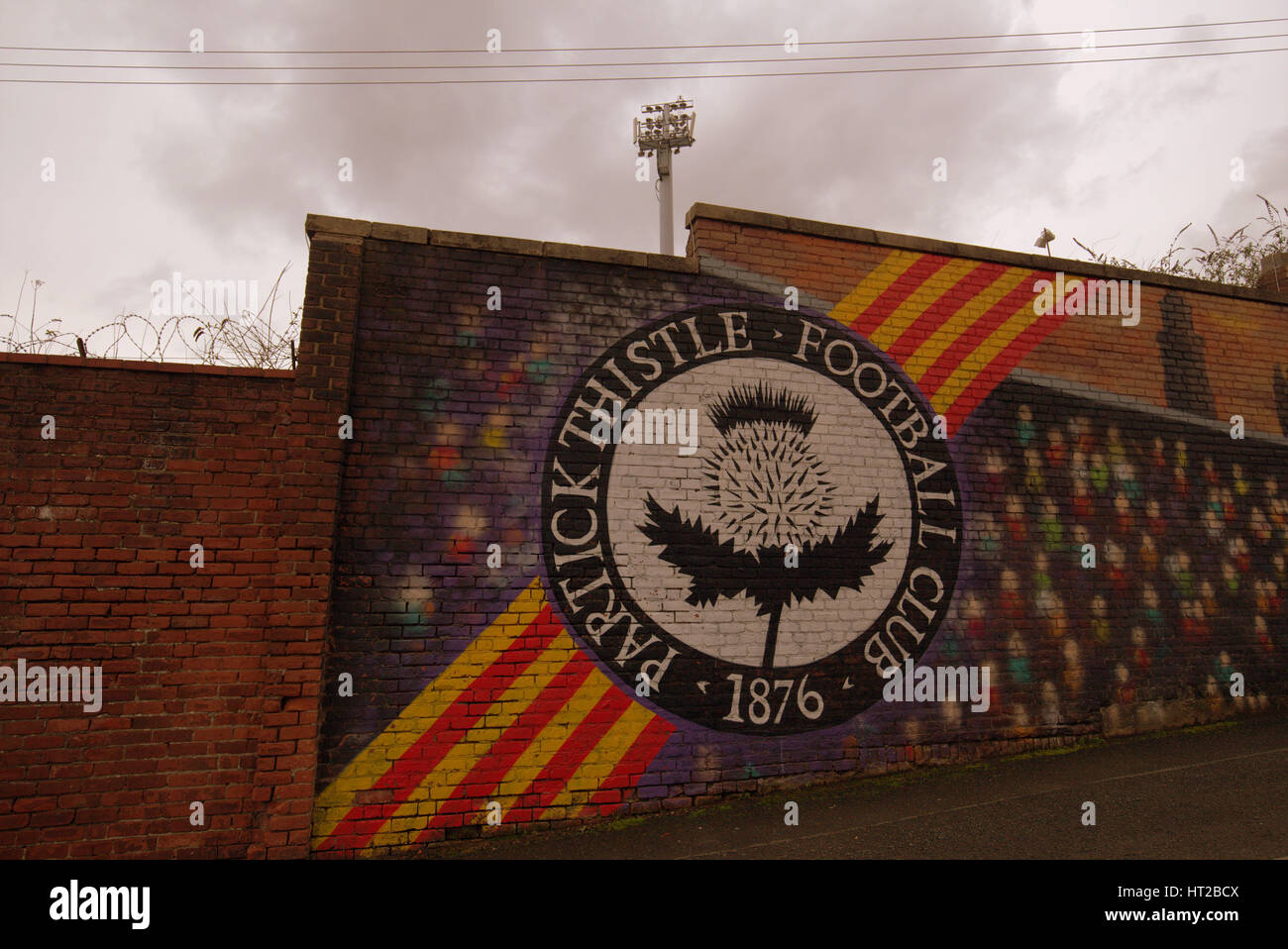 partick thistle football club mural maryhill Stock Photo - Alamy