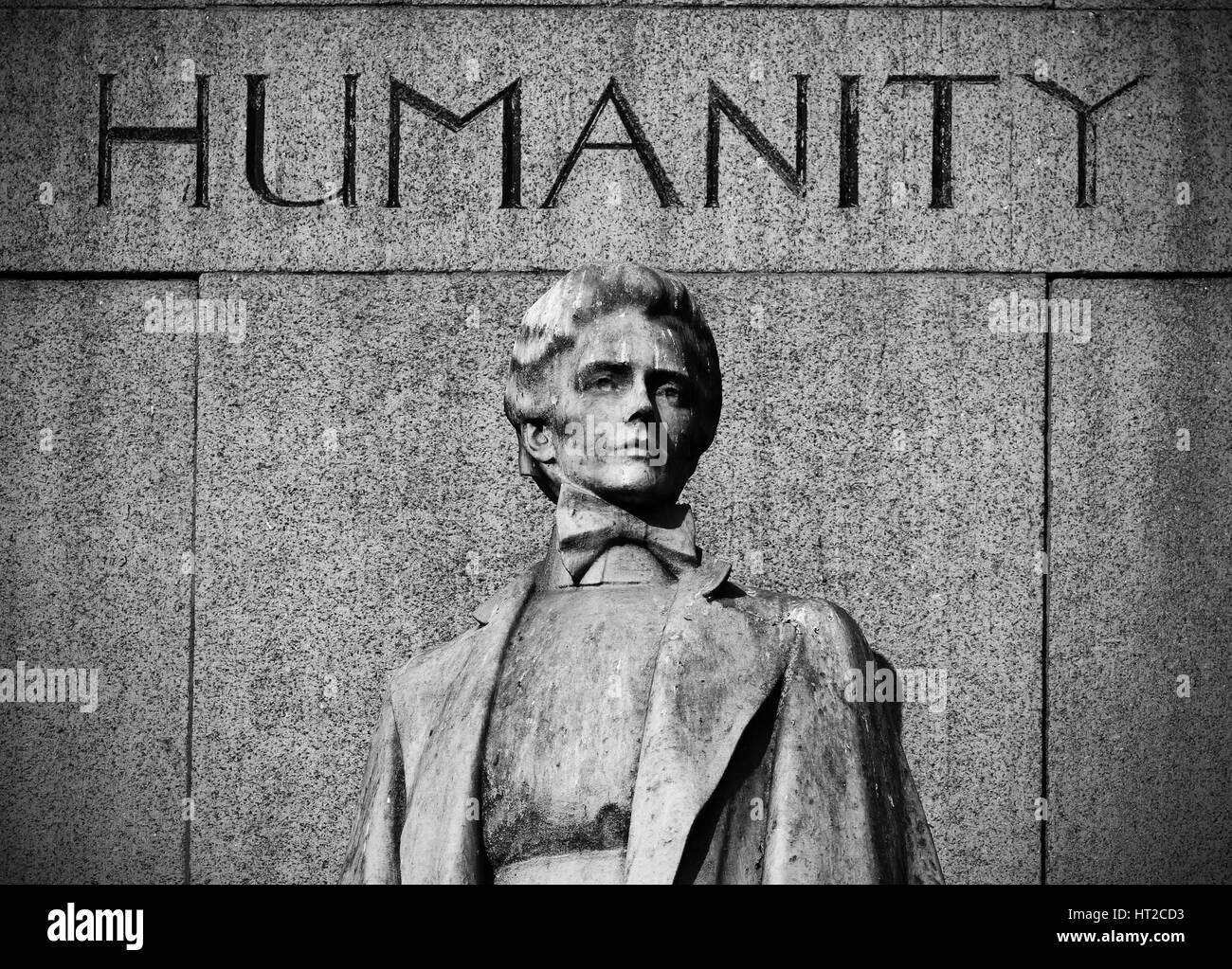 Memorial to Edith Cavell, London Stock Photo - Alamy