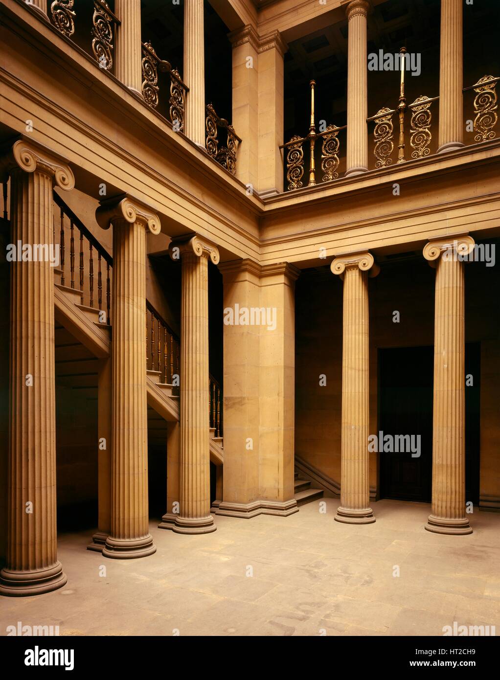 Pillar hall hi-res stock photography and images - Alamy