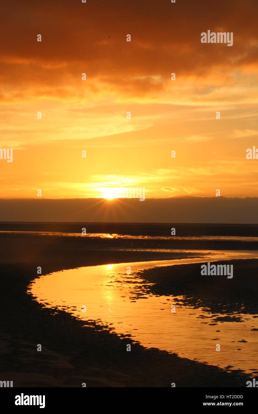 Beautiful river setting hi-res stock photography and images - Alamy