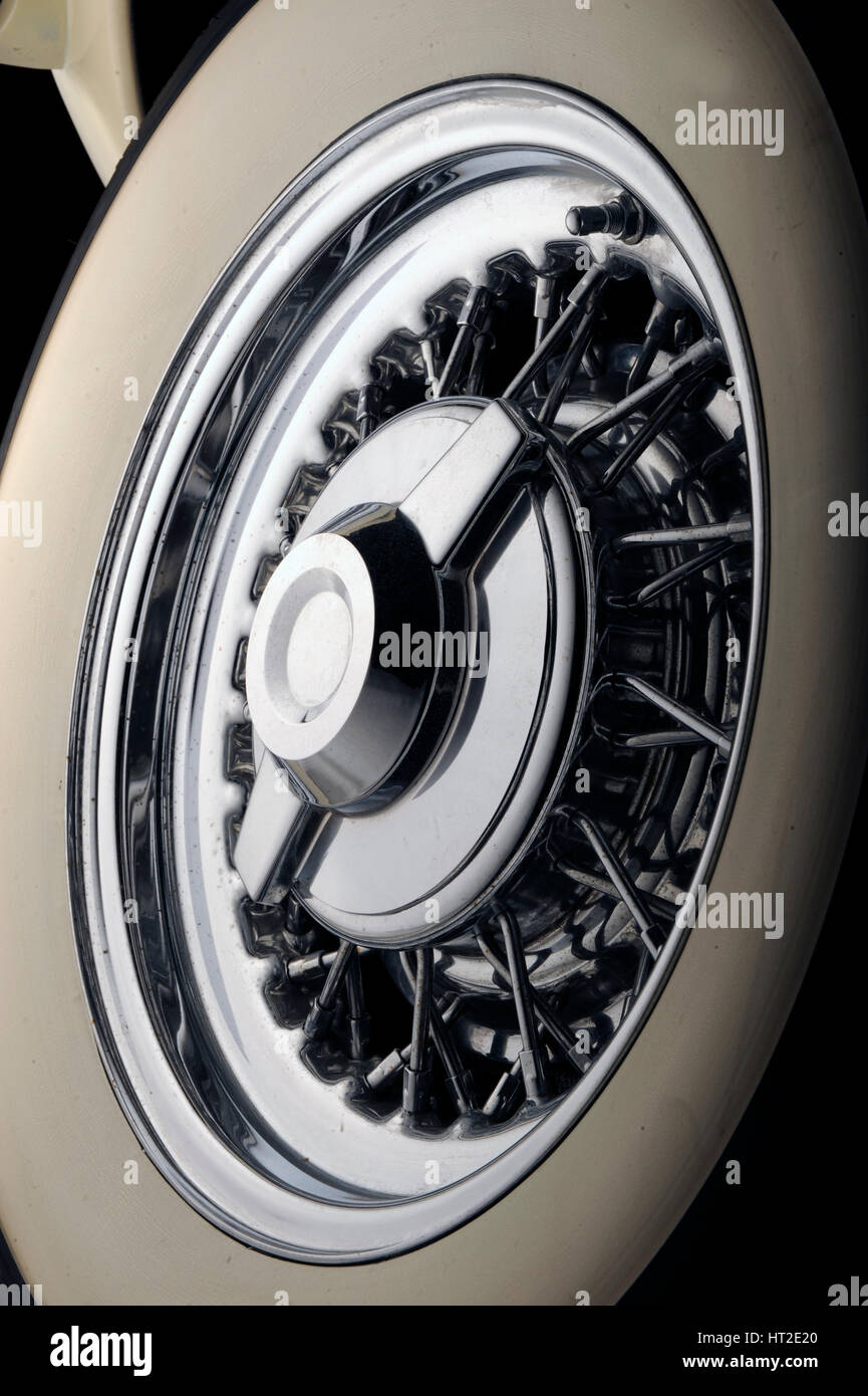 Dual ghia 1957 hi-res stock photography and images - Alamy