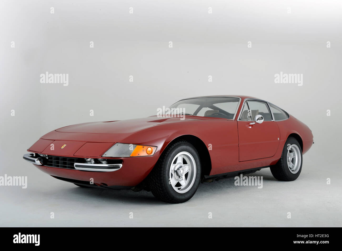 Ferrari 365 GTB 1972. Artist: Simon Clay Stock Photo - Alamy
