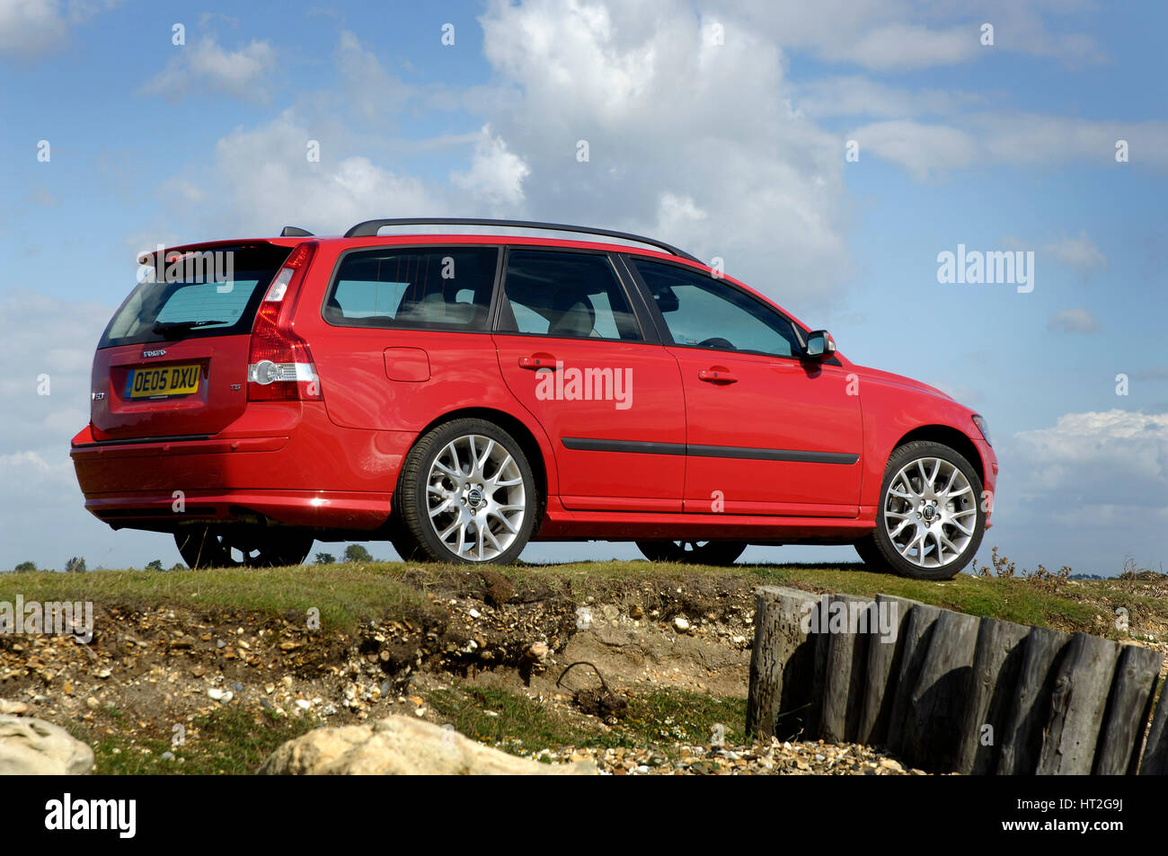 Volvo t5 estate hi-res stock photography and images - Alamy
