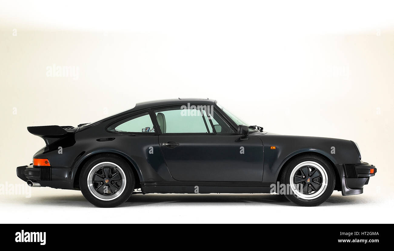 Porsche 930 turbo hi-res stock photography and images - Alamy