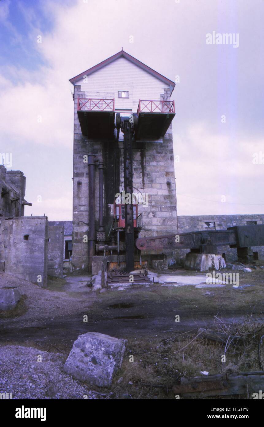 Cornwall engine house east pool mine hi-res stock photography and ...