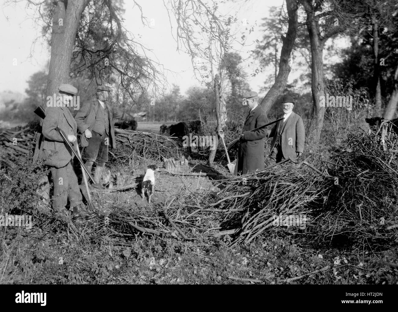 1920s shooting party hi-res stock photography and images - Alamy