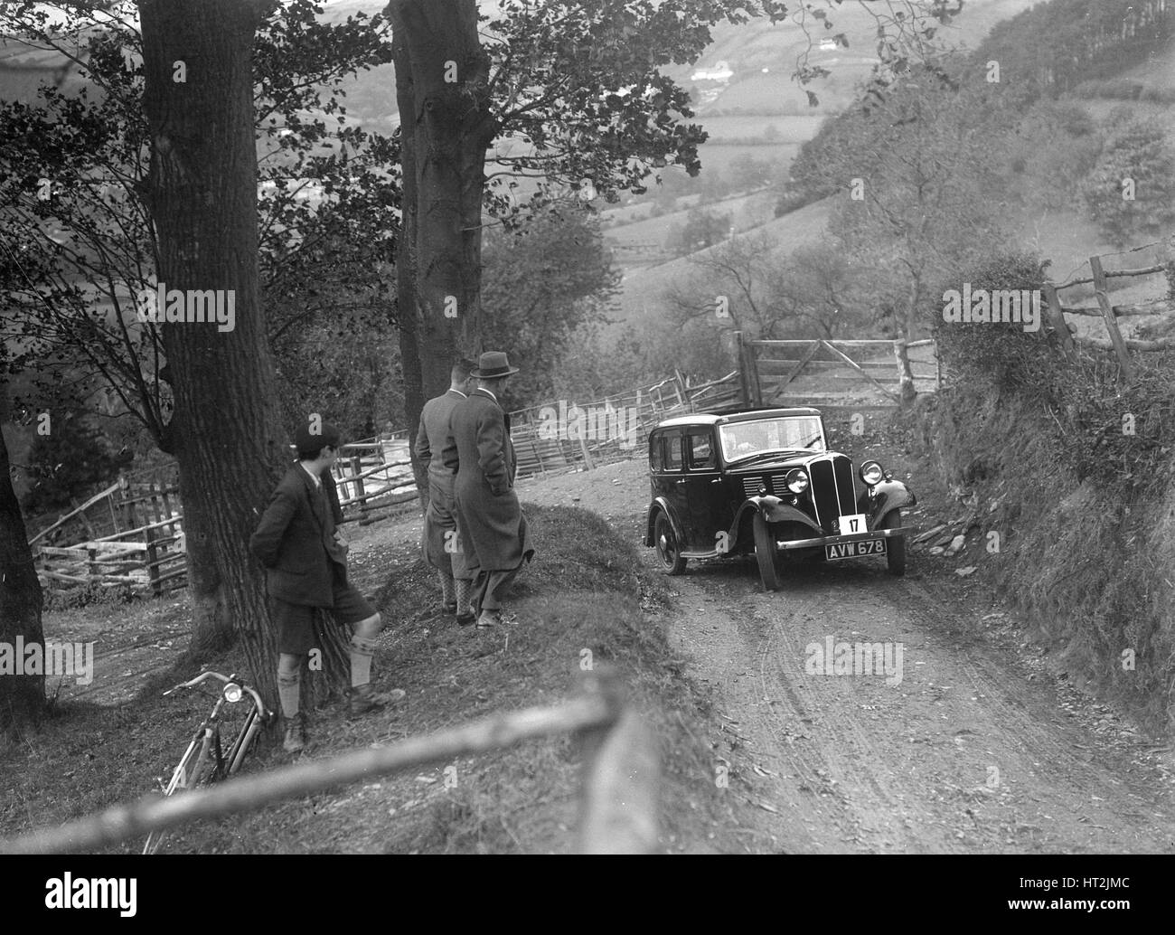 Standard big nine hi-res stock photography and images - Alamy