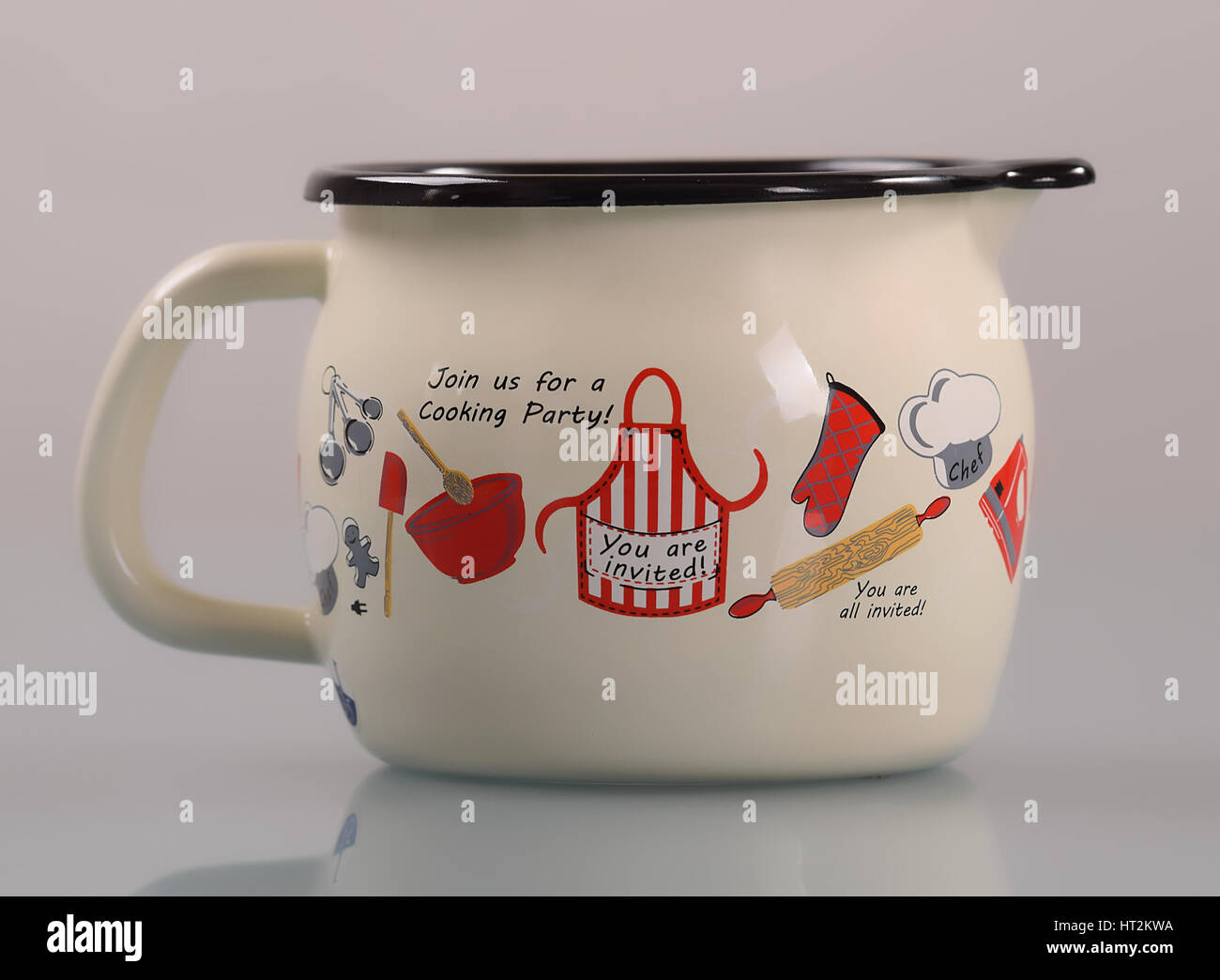 Enameled pan with handle, front view Stock Photo - Alamy