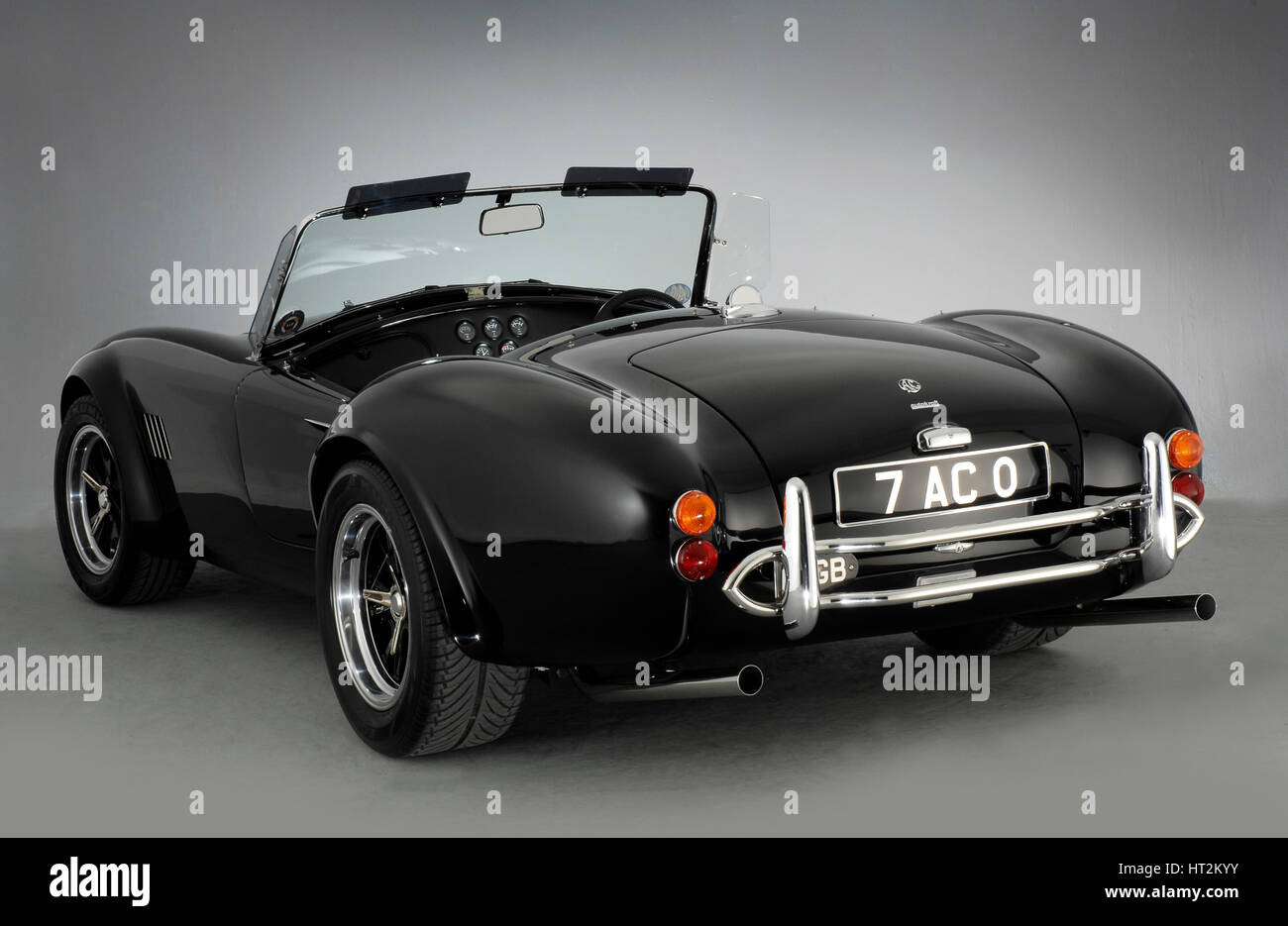 Ac cobra rear hi-res stock photography and images - Alamy