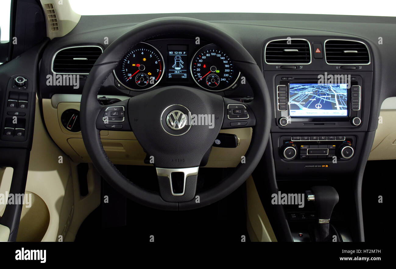 Vw Golf 6 R32 Interior Vw Golf 6 Interior Hi Res Stock Photography And