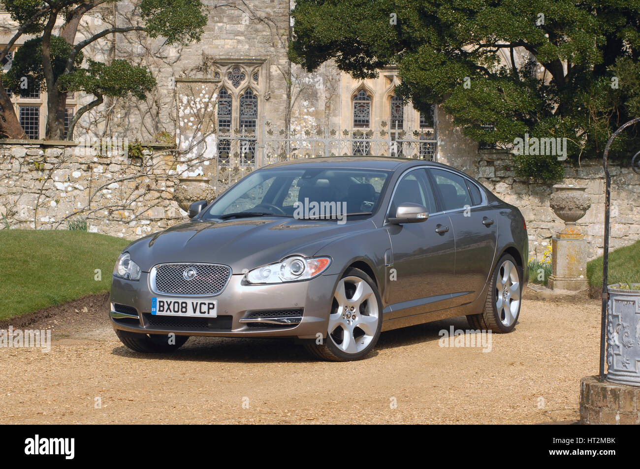 2008 jaguar xf sv8 artist hi-res stock photography and images - Alamy