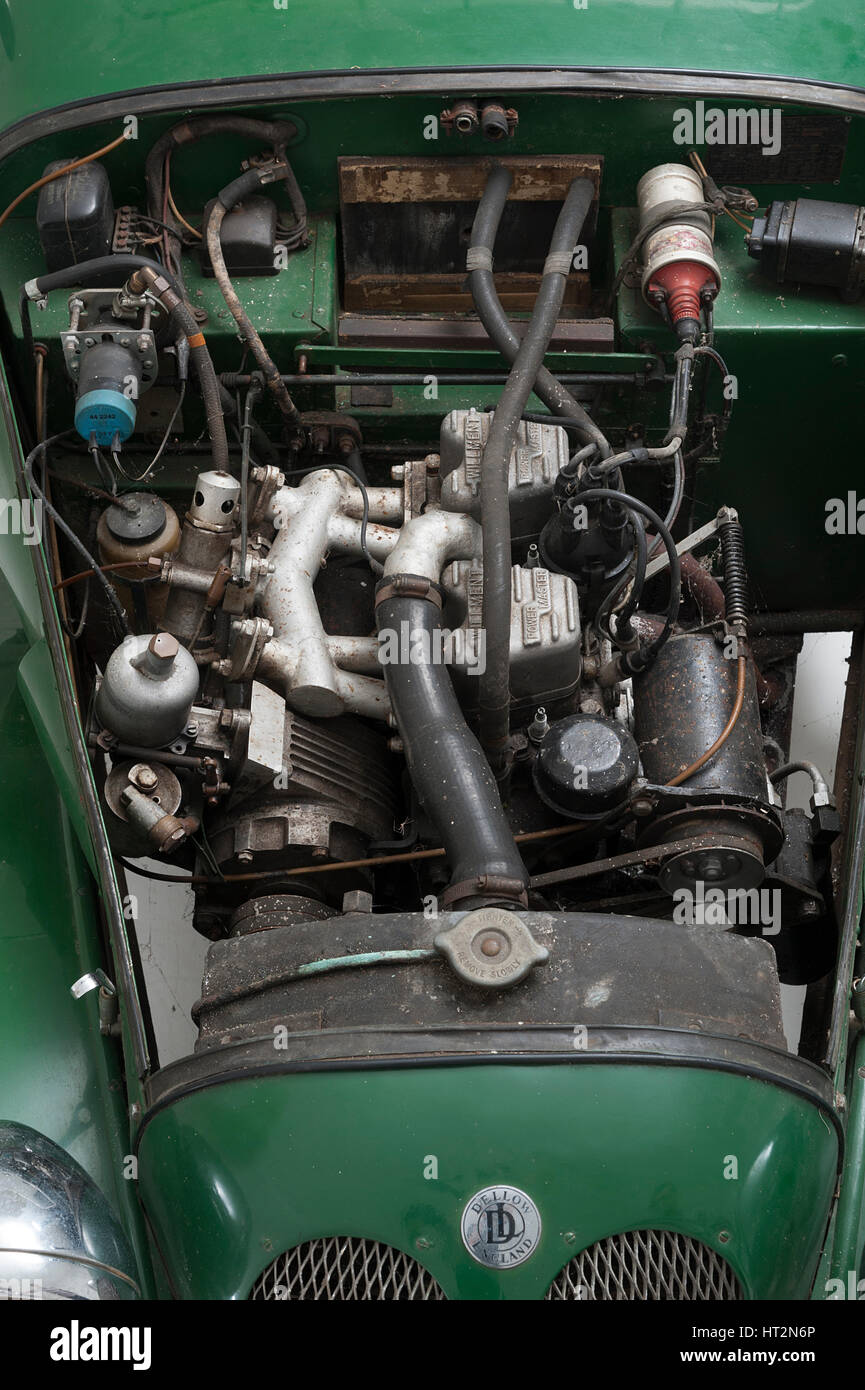 Dellow hi-res stock photography and images - Alamy