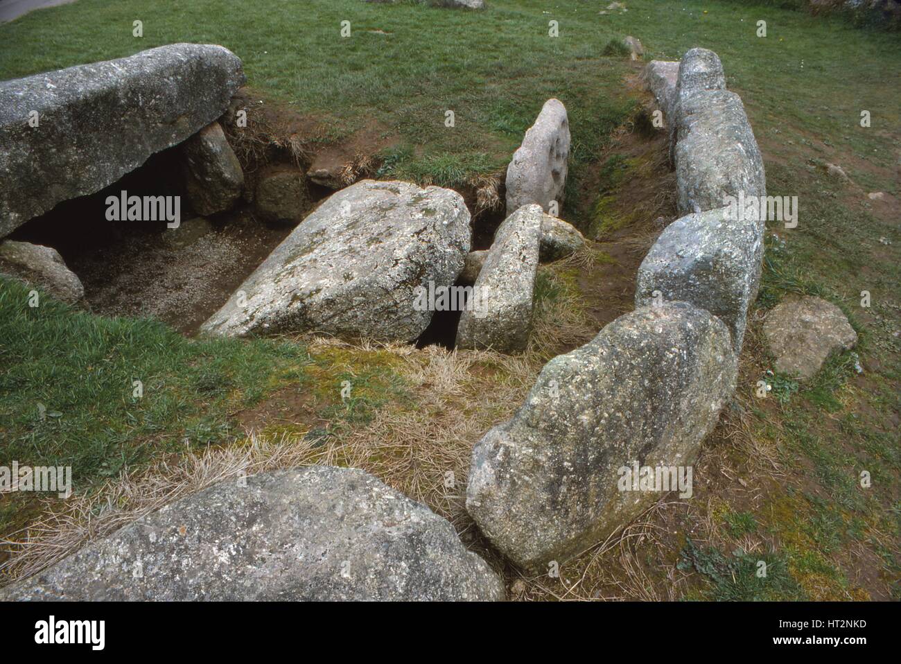Tregiffian Barrow, Neolithic tomb, 3rd Millennium BC, Penwith, Cornwall ...