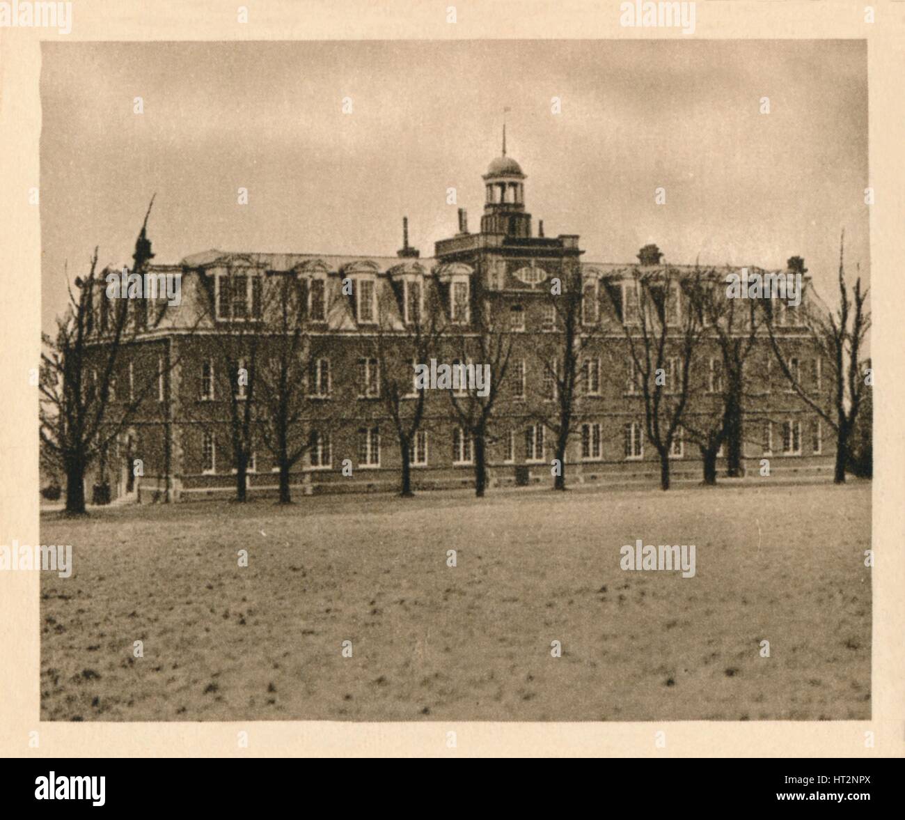 British college 1920s hi-res stock photography and images - Alamy