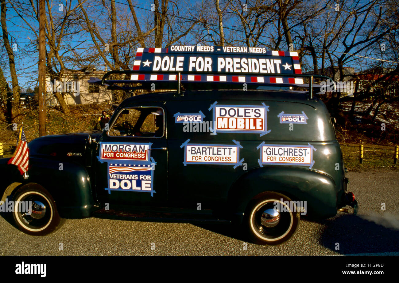 Antique truck with signs supporting the Republican candidate Bob Dole ...