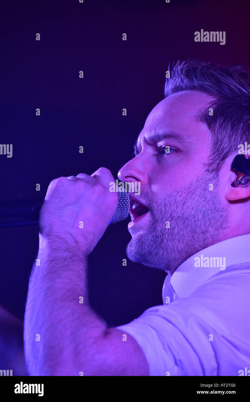 Irish Country Singer/Songwriter Derek Ryan live in concert as part of ...