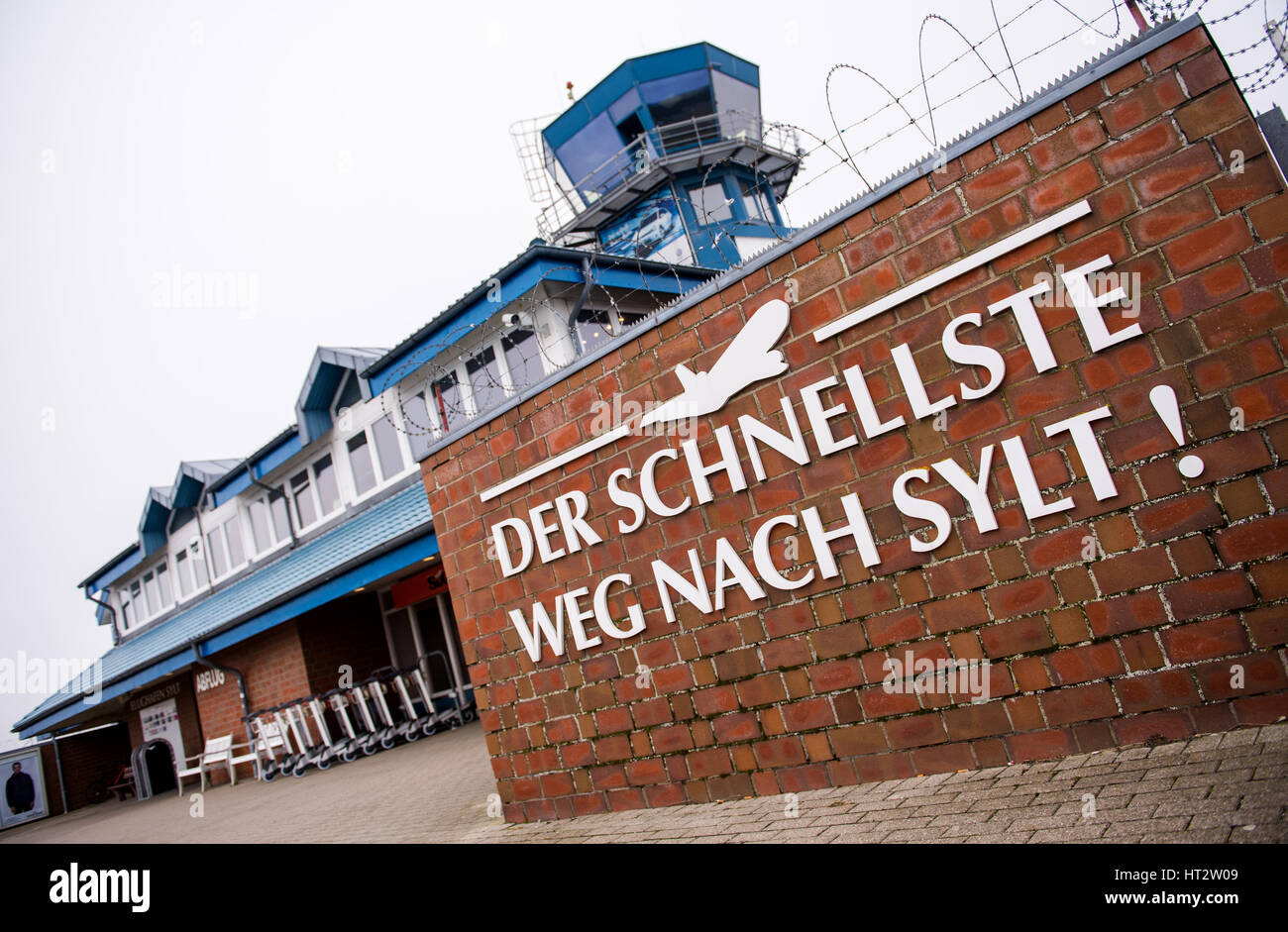 Sylt, Germany. 17th Feb, 2017. The airport terminal on the island of ...