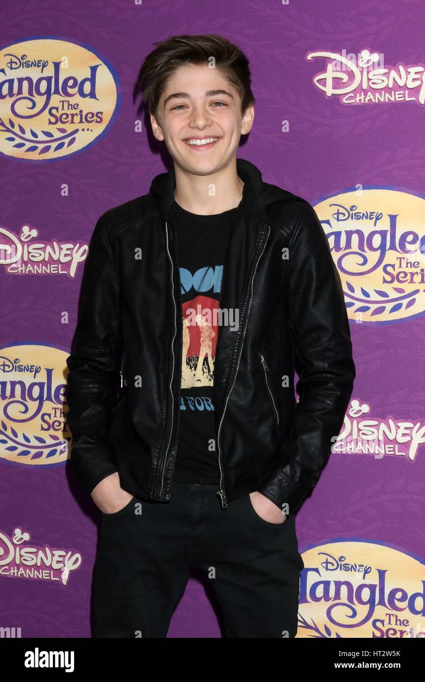 Los Angeles, CA, USA. 4th Mar, 2017. Asher Angel at arrivals for Disney ...