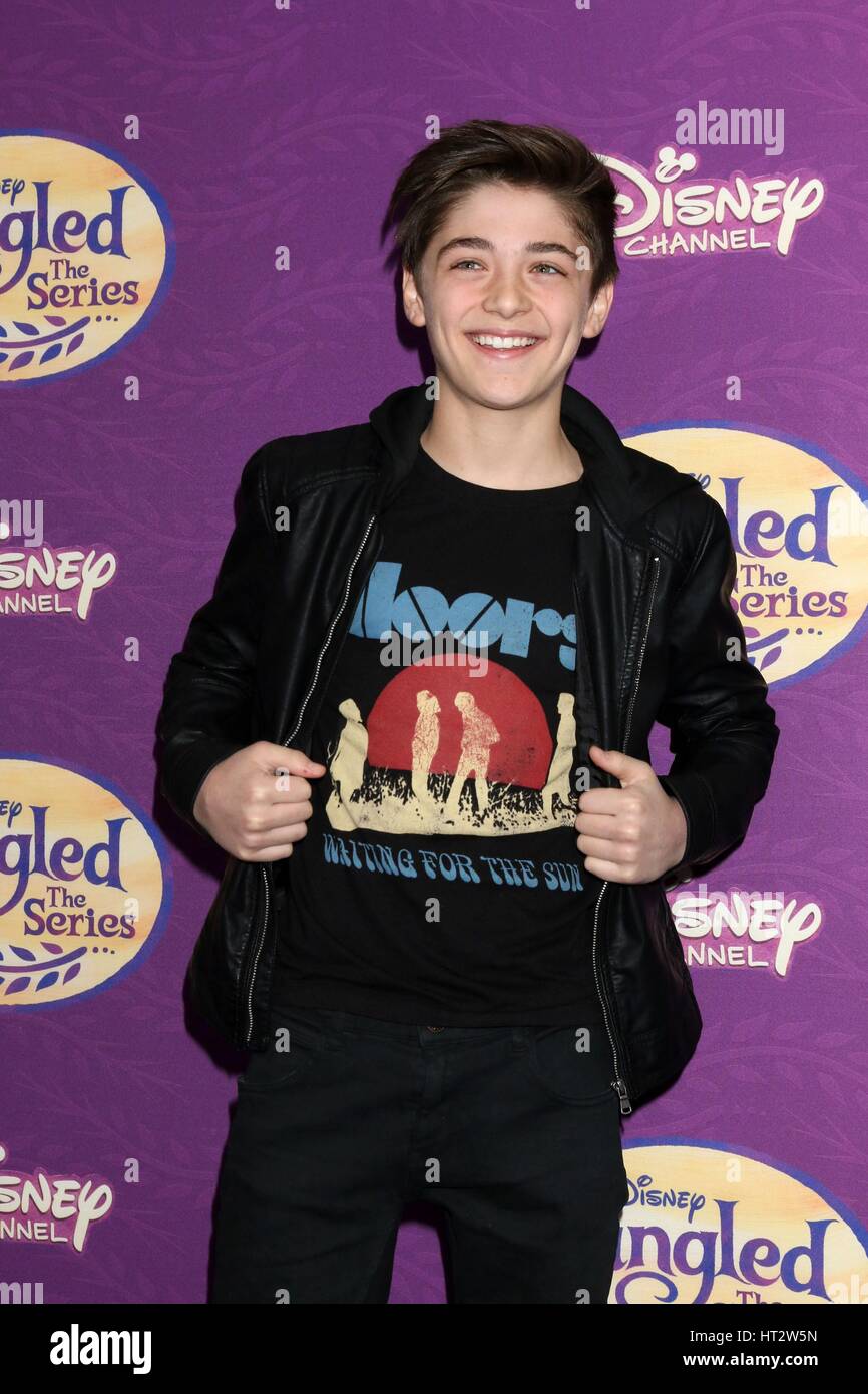 Los Angeles, CA, USA. 4th Mar, 2017. Asher Angel at arrivals for Disney ...