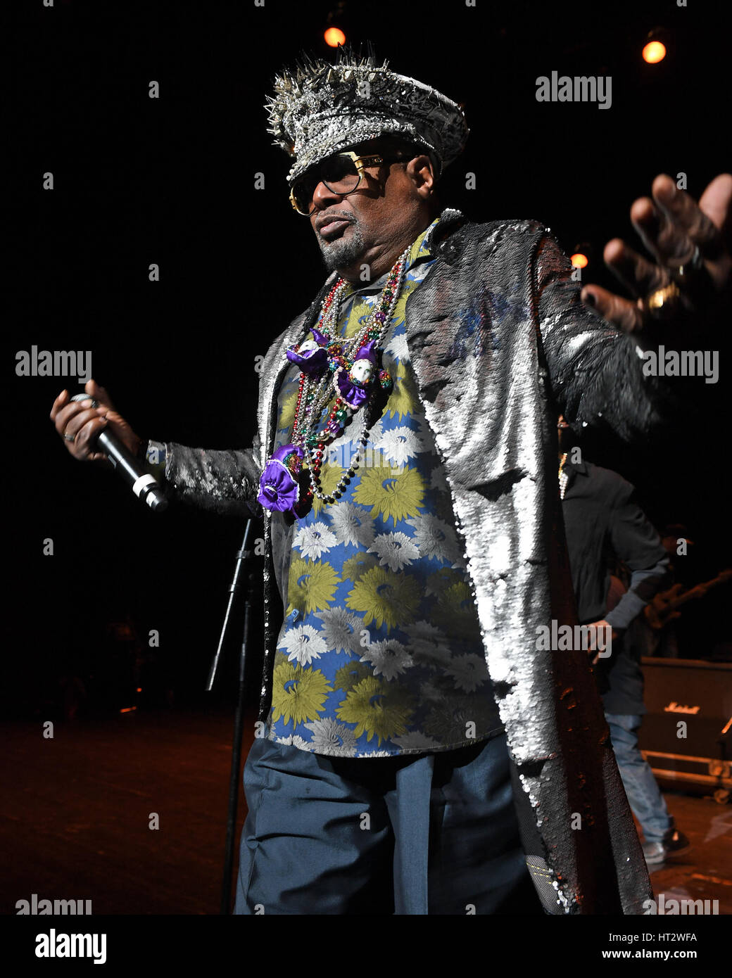 Parliament funkadelic performance hi-res stock photography and images ...