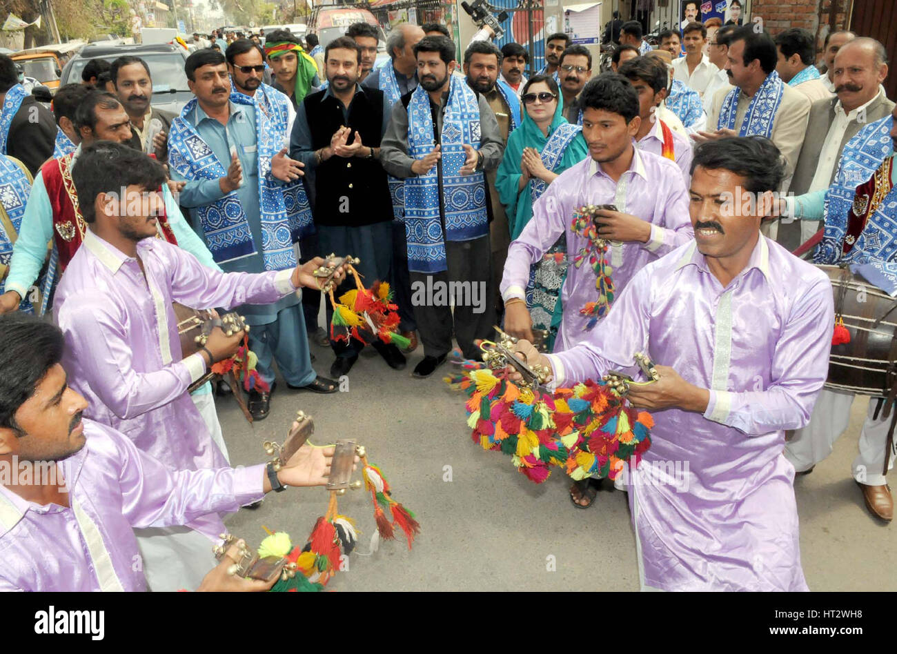 Members of Saraiki Community hold Saraiki celebration demonstration in ...