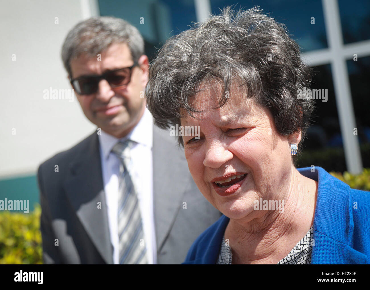 Roundtable march hi-res stock photography and images - Alamy