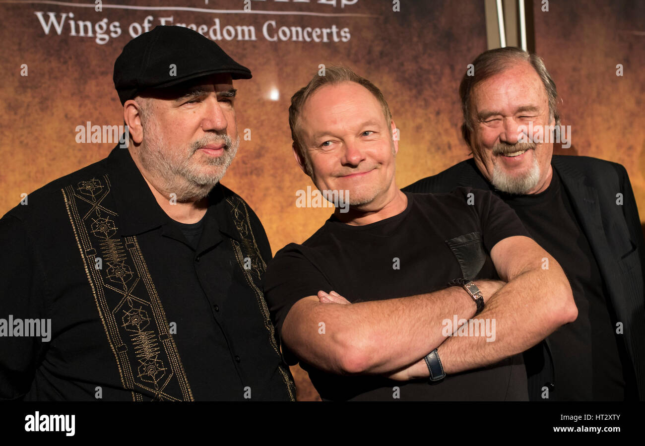 Berlin, Germany. 06th Mar, 2017. left to right: Jazz trumpeter and ...